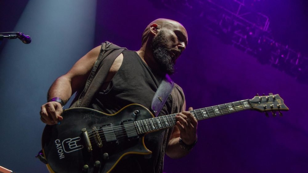 Catoni agenda show junto a Sobernot en Club Chocolate | iRock.CL